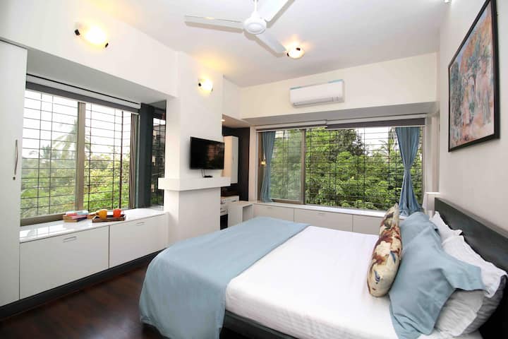 Cozy 2bhk In Union Park @ Bandra / Khar New - Mumbai