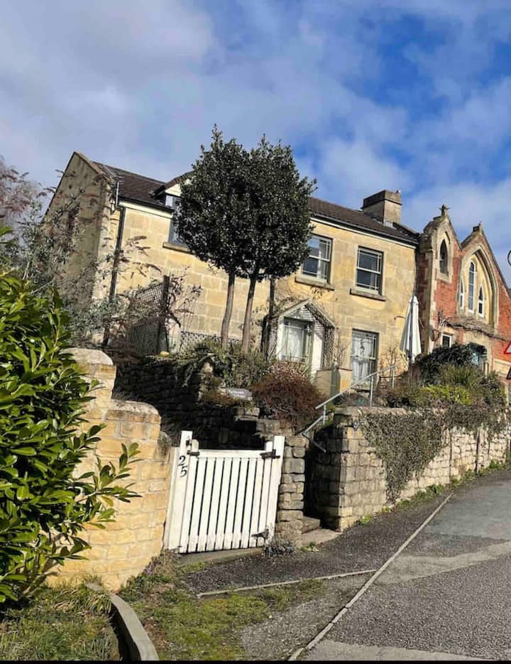 Georgian Cottage-bath Fab Location Views W/parking - Bath