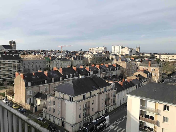 T3 Panoramique Centre Ville 76 M2 + Parking Privé - Angers