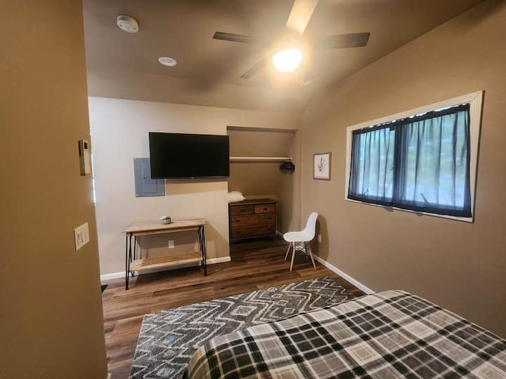 New Studio Across From Mercy Hospital - Clear Lake, IA