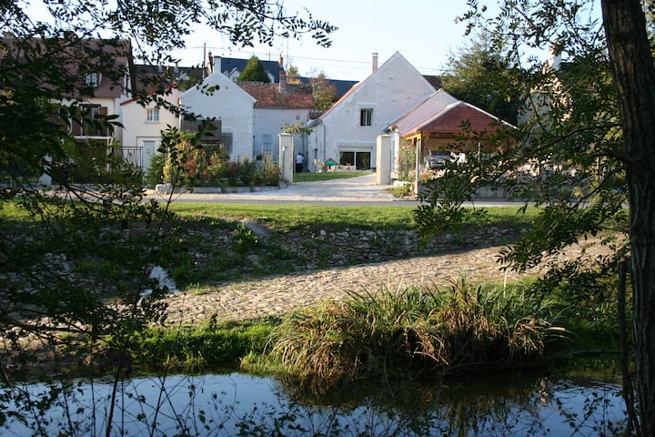 Gîte Les Ecuries La Courtin - ibis budget Meung sur Loire