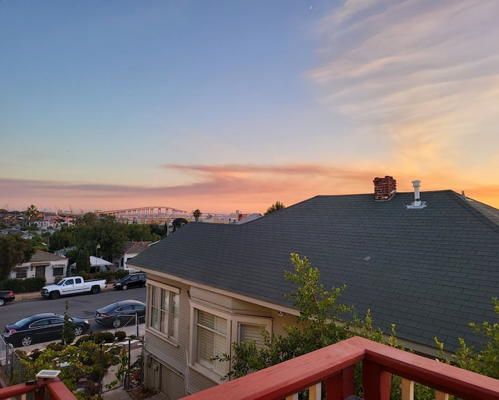 One Bedroom Expansive City And Bridge View - El Cerrito - San Diego