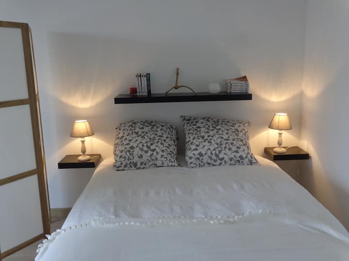 Beau Studio Rénové Avec Vue Et Parking Privé - Dax