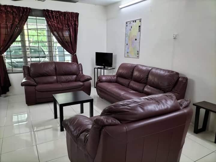 Abbe Ipoh Homestay In Center Bercham @ 3rooms 4pax - 怡保