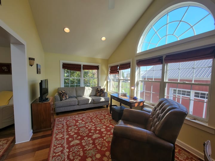 Bird In Hand Home With A Country View - Strasburg, PE USA