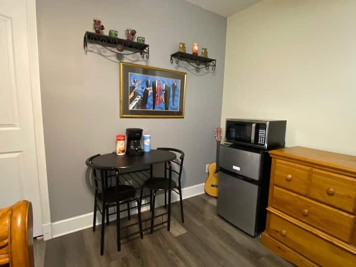 A Treasure Coast Gem-private Entrance/private Bath - Port St. Lucie, FL