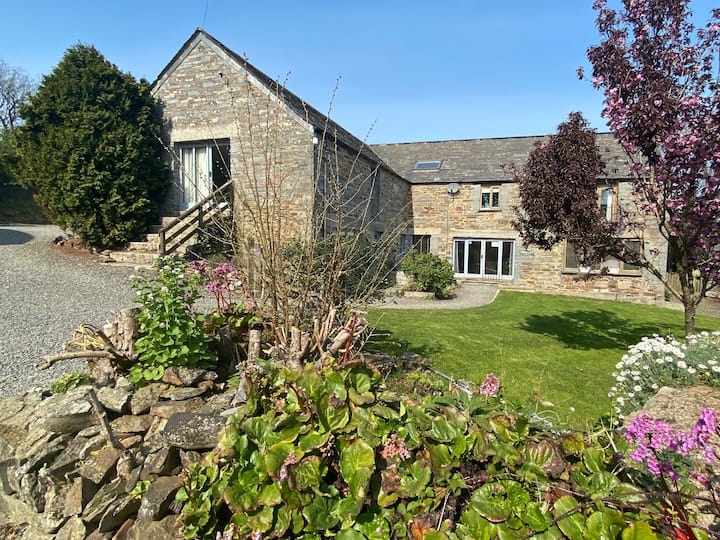 Skyber | Low Occupancy Discount | Golf Simulator - Crackington Haven