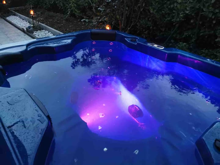 Maison Time Break Jacuzzi 4*- Clim-jardin-bbq-park - Lac Léman