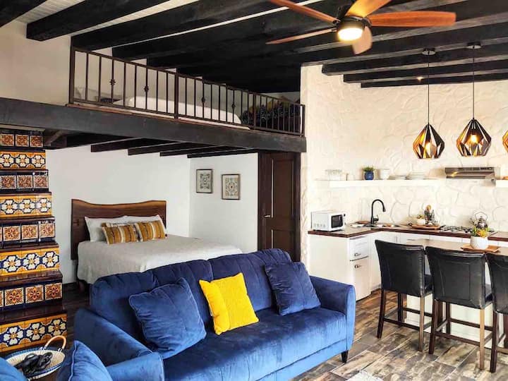 La Carabela | Loft 1 Bath Downtown W/terrace - Ensenada