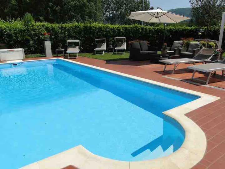 Vicino Al Centro Di Lucca. Ideale Per Esplorare! Uso Privato Della Piscina, A/c - Lucca