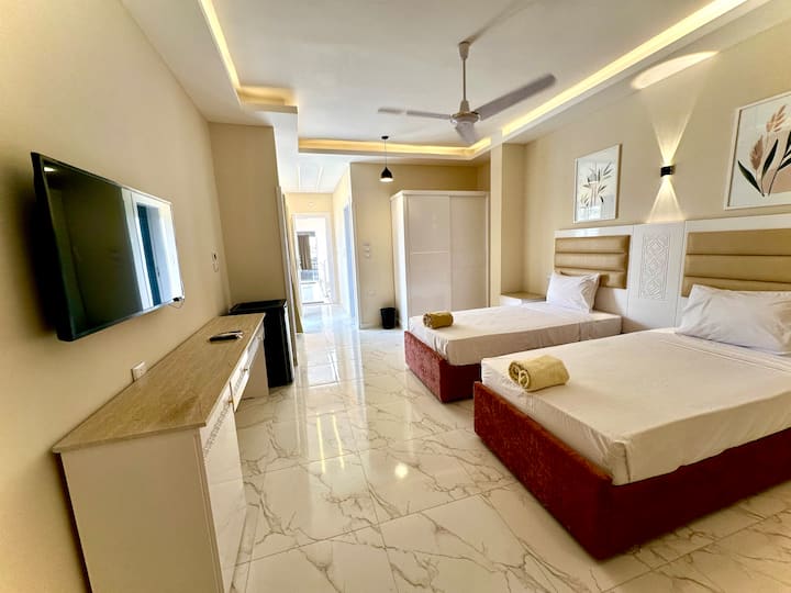 Royal Nile Suites - Pool View 2 - Lúxor