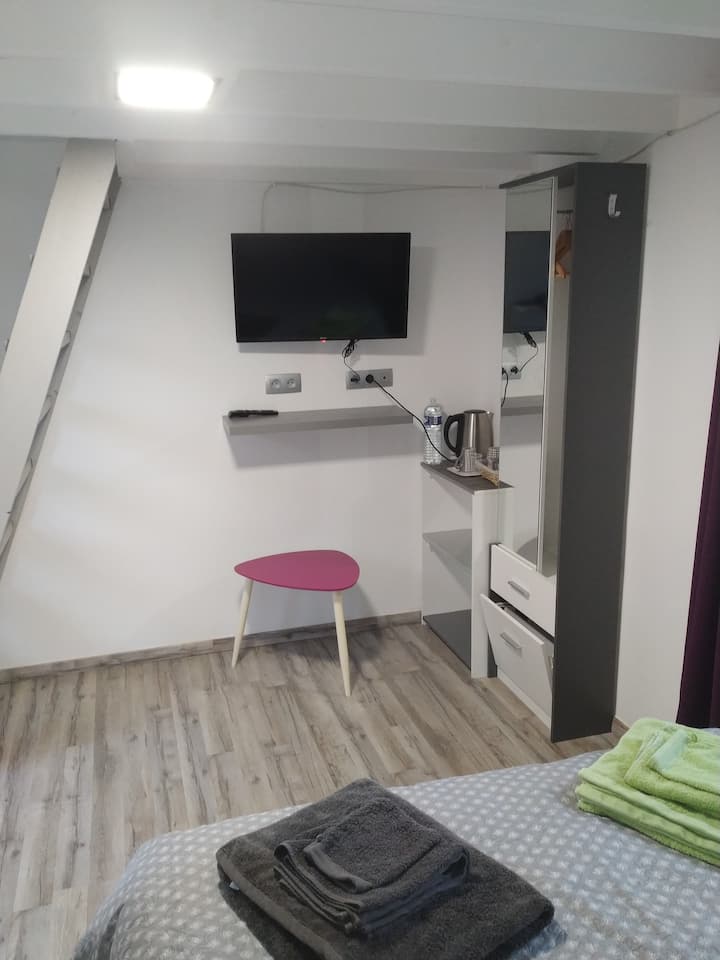 Chambre Indépendante Au Bord De L'eau - Nevers