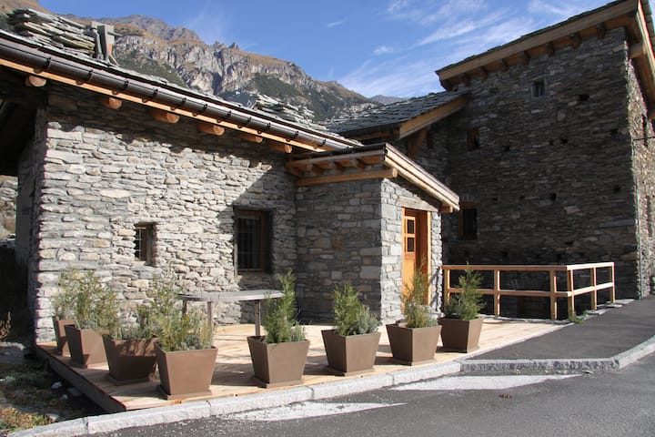 Grange Restaurée Valcenis: La Ramasse - Termignon