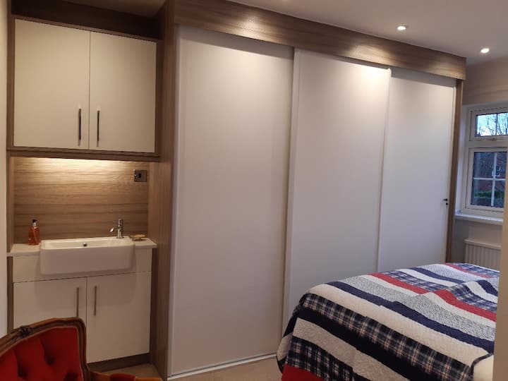 Smitten House 4 Bedroom Rhyl - Rhyl Beach