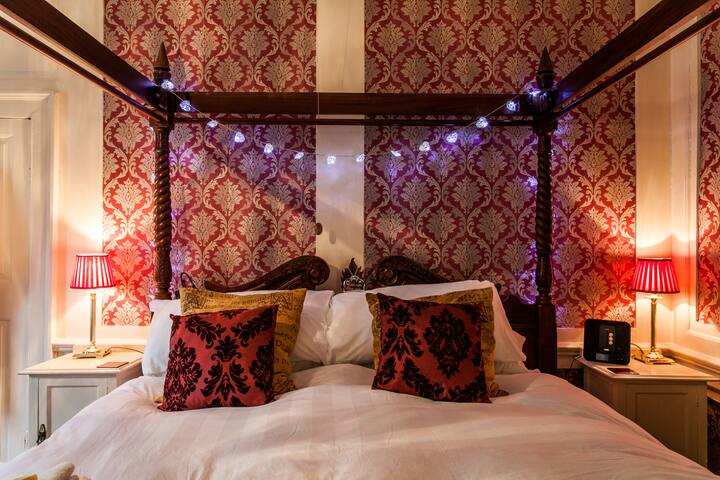 Romantic Four Poster Room In Aonb. - Monmouth