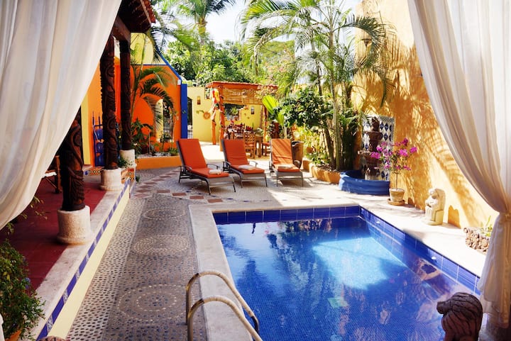 Master Suite, Quinta Camelinas - Zihuatanejo