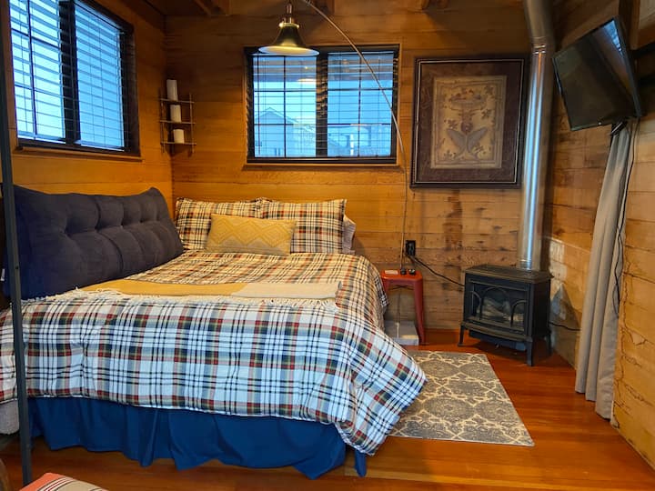 Relaxing Rustic Cabin - Lake Tahoe