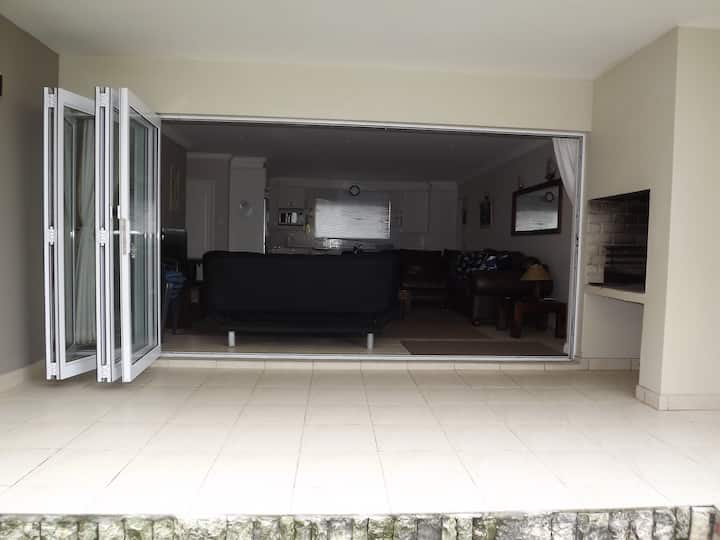 2 Kingston Place Marina Martinique - Jeffreys Bay