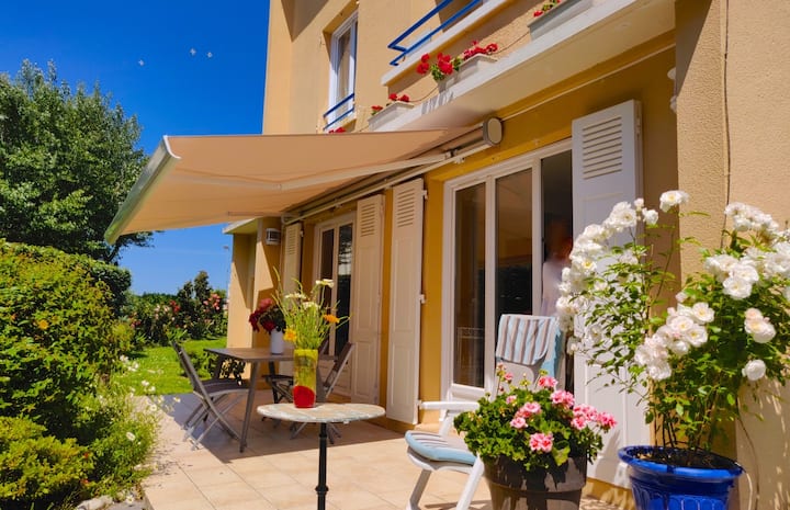 Villa Méridienne: Un Jardin Sur La Mer - Villers-sur-Mer