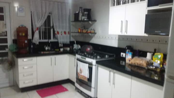 Próximo Do Aeroporto De Guarulhos - Poá