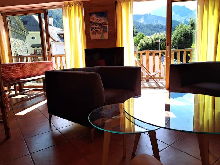 Maison De Pays Dans Hameau. - Serre Chevalier