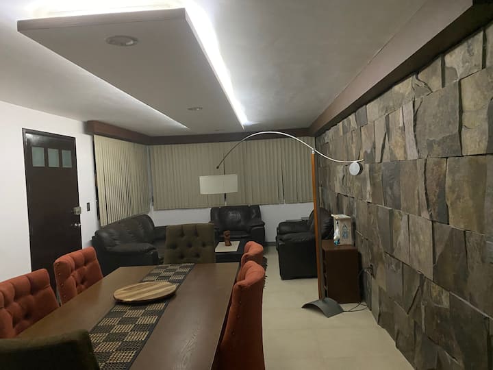 Bonito Depa 6 Personas De 3 Recamaras 2y 1/2 Baños - Toluca