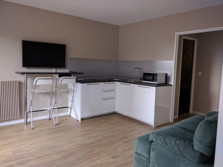 Bel Appartement Avec Balcon,parking Optionnel - Le Bourget
