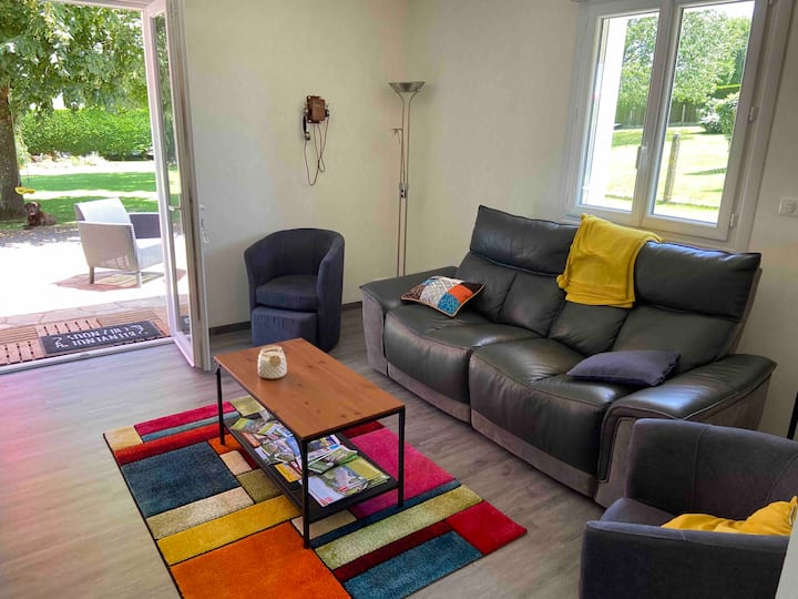 Appartement En Rez-de-jardin Maison Individuelle - Mauriac