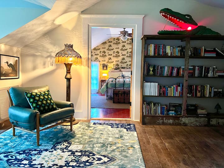 Magical Moon 🌙 Over Bayou Cottage - Cottages for Rent in Franklin ...