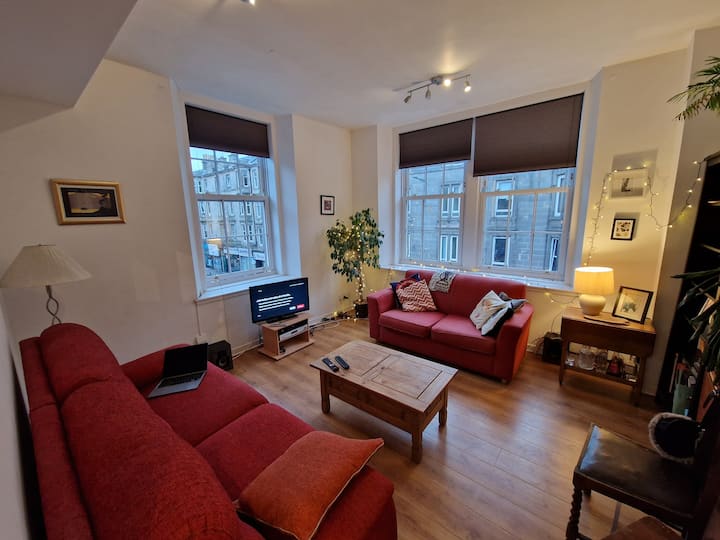 Bright Central Edinburgh Apartment - Edinburgh
