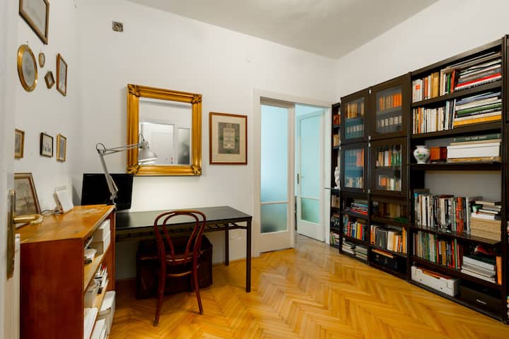 City Center Room With Attic View - Budapest