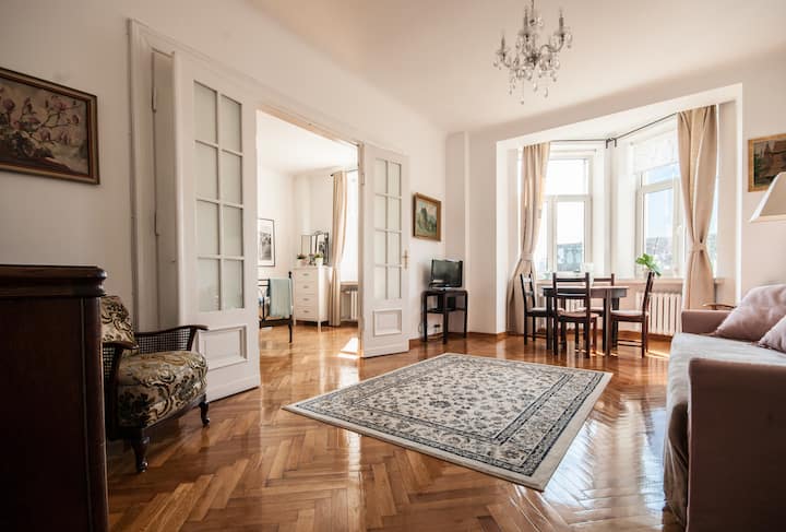 Chmielna City Center 90m2 Apartment - Warsaw