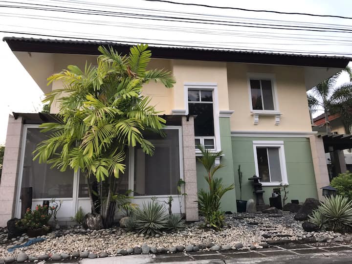 Cozy Family Home Near Nuvali & Tagaytay With Wifi - Cabúyao