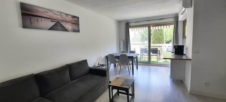Appartement Avec Piscine,tennis Et Exposé Sud - Biot