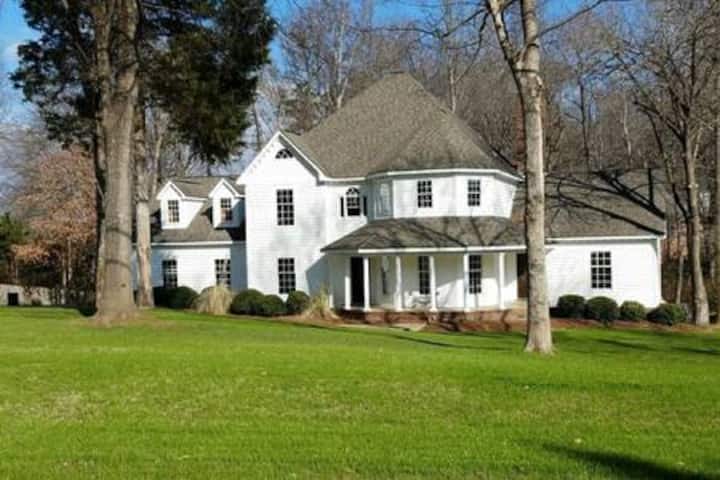 Grand Home 6br / 3. 5ba Schläft 14. In Der Nähe Von Kolosseum, Dntwn, Grandover, Aquatic, High Point - Greensboro, NC