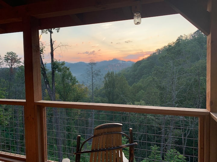 Shopes' Log Cabin | Chalet Village N | Gatlinburg - Gatlinburg, TN