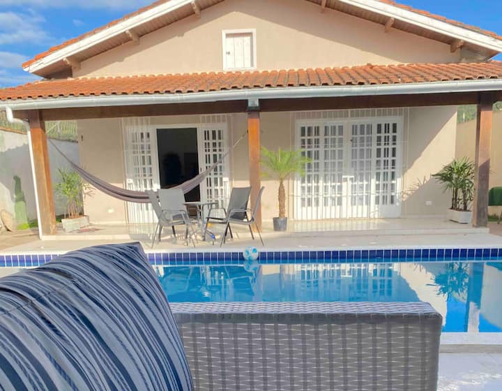 Enseada Guarujá | Casa Aconchegante Com Piscina - Guarujá