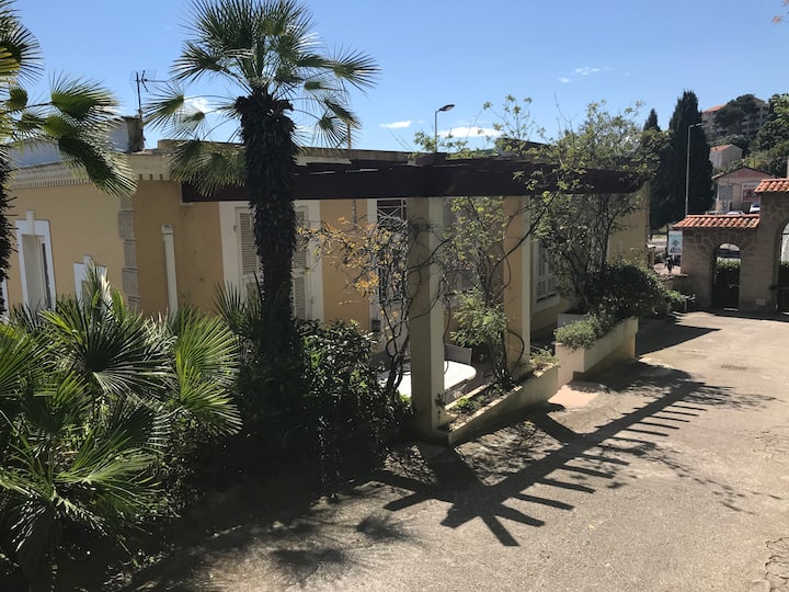 La Pergola, à 2 Pas De Monaco, Tour Sarrasine - Beaulieu-sur-Mer