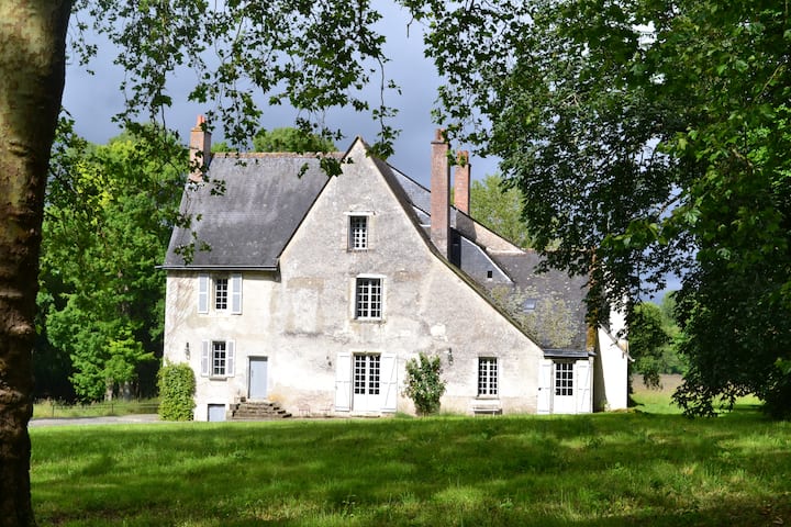 Manoir Avec Piscine à 15km De Tours - Centro
