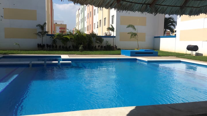Depa Compartido,con Alberca Y A 15 Min De Playa. - Acapulco