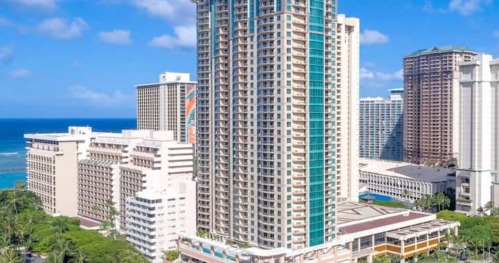 Waikiki Penthouse In Hilton Hawaiin Village - Honolulu, HI