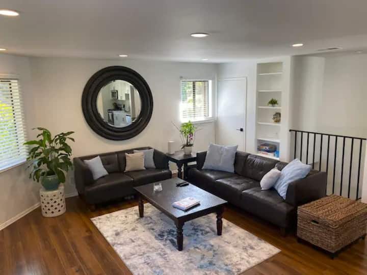 Located In The Heart Of The West Side - Beverly Hills, CA