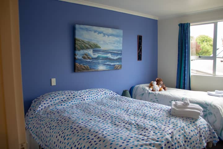 10 Handpicked Airbnb Vacation Rentals In Kaka Point, New Zealand ...