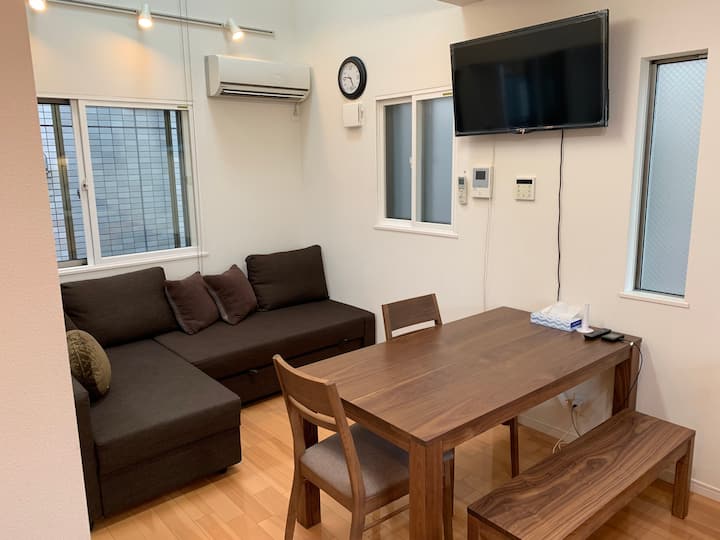 人気のJr山手線池袋駅徒歩10分 最大9人宿泊ok 綺麗な戸建 リビング+キッチン+3Room - Ikebukuro