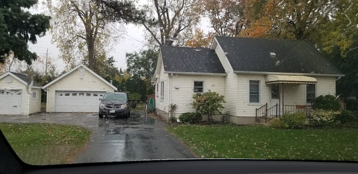 The Only Tranquil Cottage Living Feel In Town *New - Windsor, ON, Canada