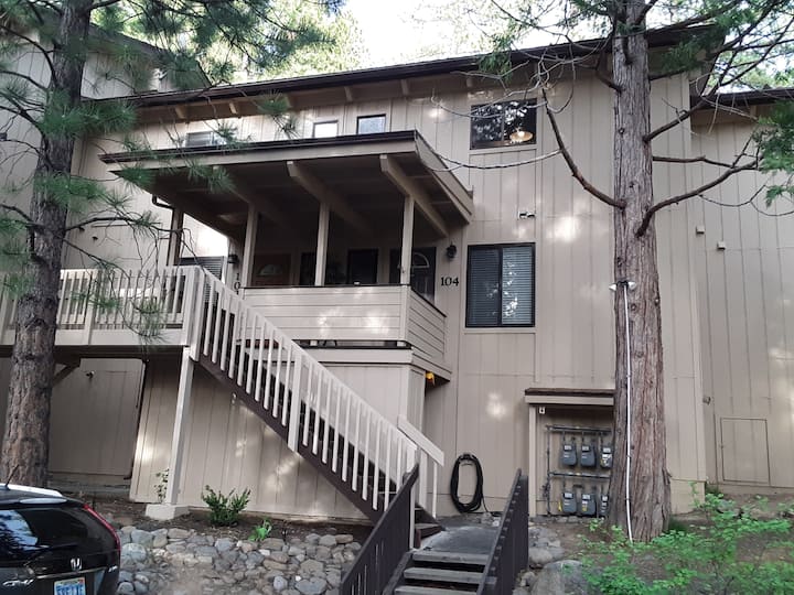 3 Bdrm. Condo Close To Diamond Peak Ski Resort - 인크라인 빌리지