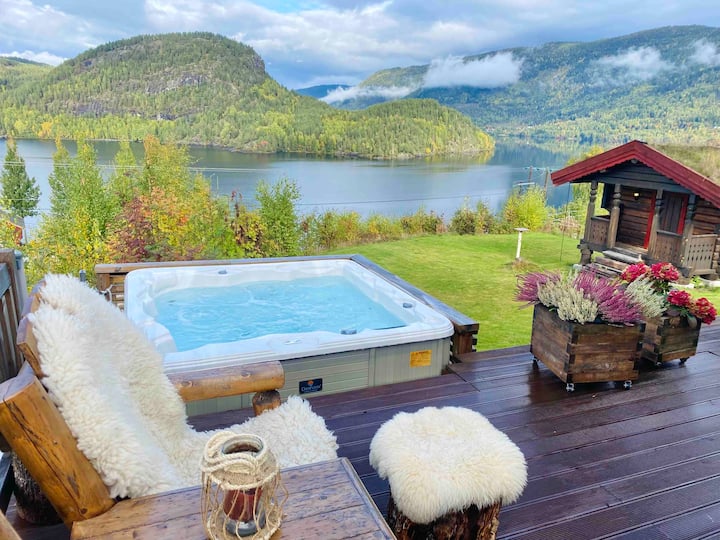 Breathtaking View, Jacuzzi & Sauna/near Norefjell - Norway