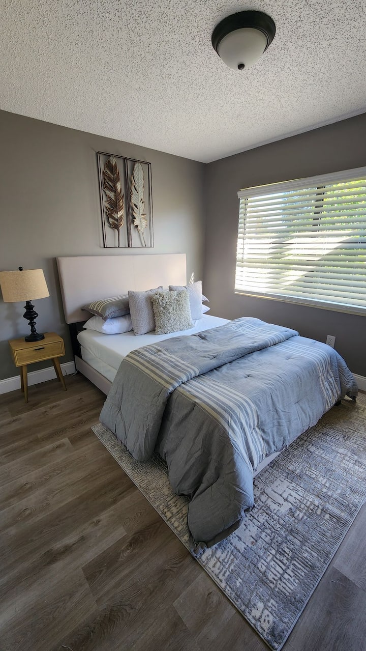 Alluring 2bd/2ba In East Orlando. - Orlando International Airport (MCO)