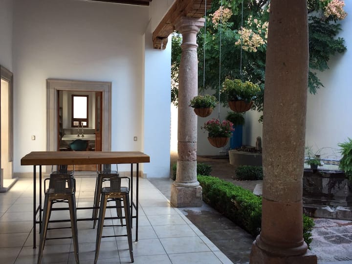 Lovely Colonial House Downtown! - Querétaro