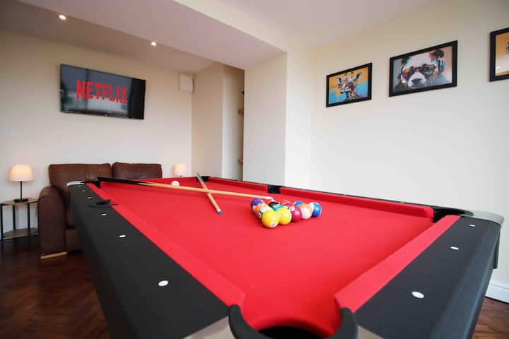 Lux 4bedroom 4ensuite Pooltable! - Cardiff